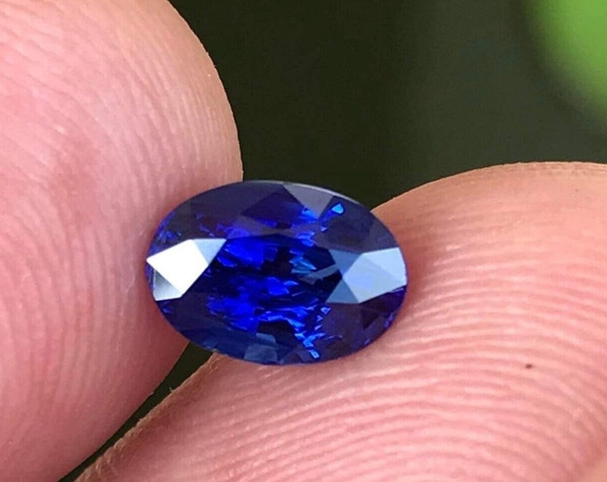 Medium-dark Royal Blue Sapphire Natural Gemstone | Oval 8x6x4.5mm ...