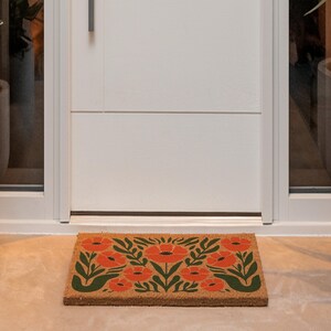 Retro Poppy Doormat, Boho Modern Gift for Home, Modern Botanical Floral ...