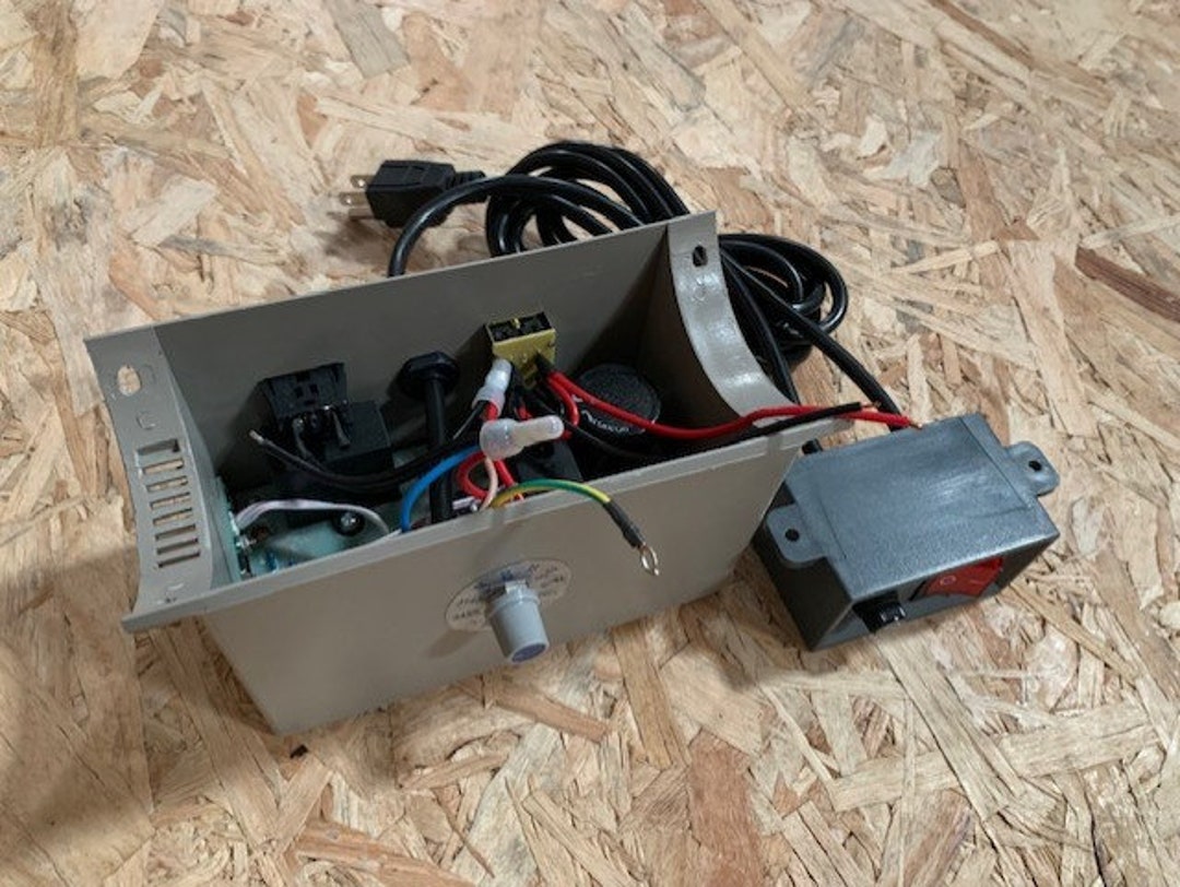 Industrial Brush Servo Motor Control Box With Speed Regulator & On/off ...