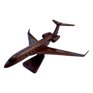 Gulfstream 650 Mahogany Wood Desktop Airplane Model - Etsy