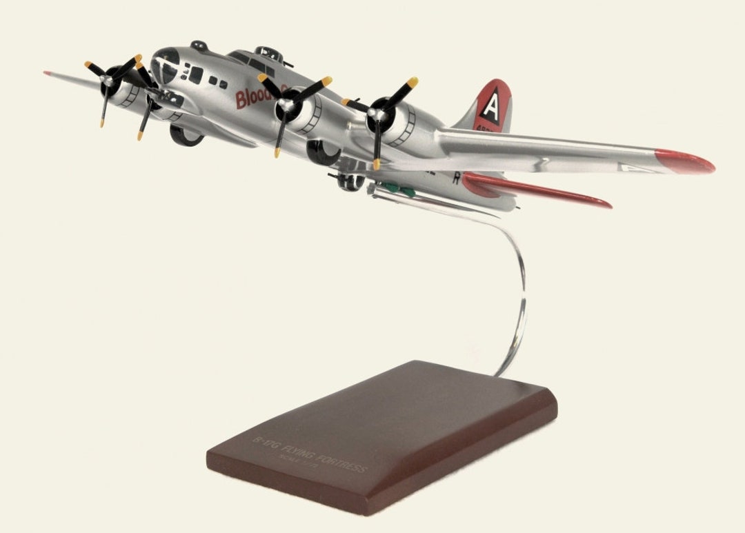 Boeing B-17G Fortress silver Model Scale:1/72 Model Custom - Etsy