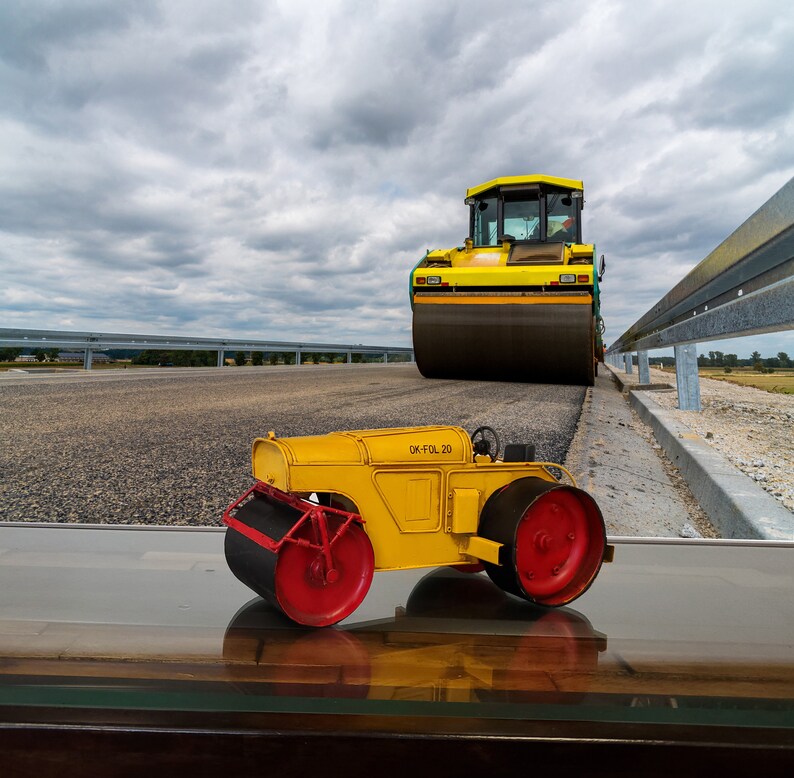 Metal Handmade Steam Roller Model - Etsy