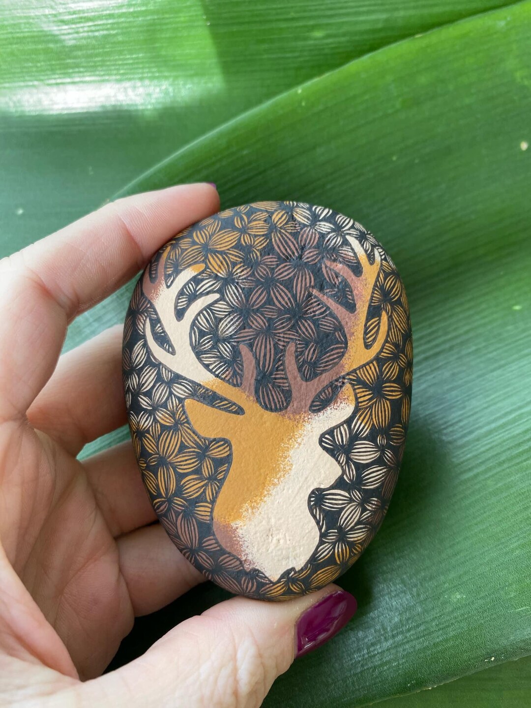 Hand Painted Elk / Deer Rock / Stone. Zentangle Pattern, Acrylic Art ...