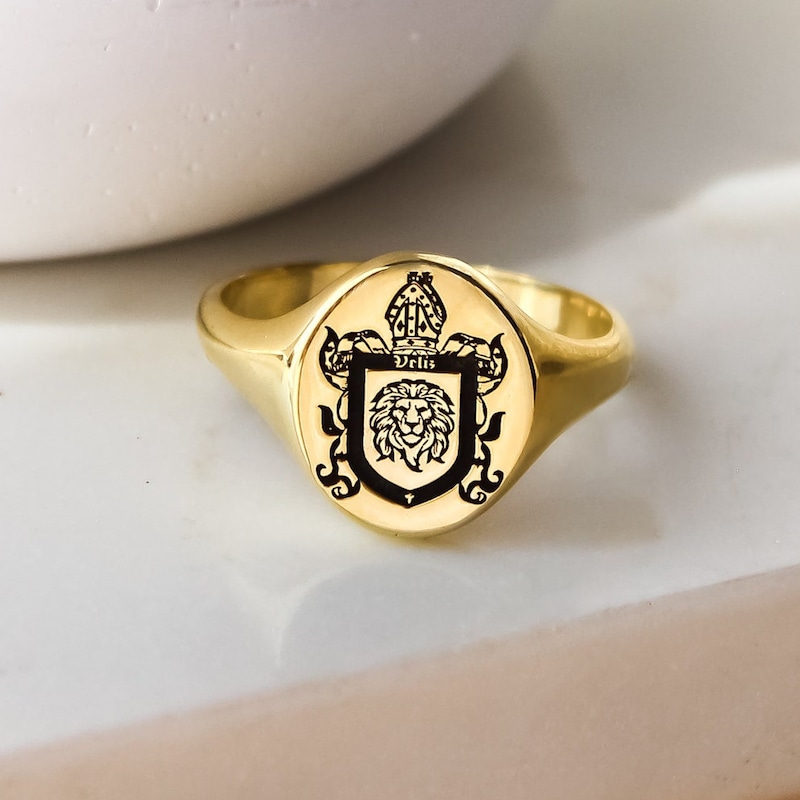 Family Crest Ring - Etsy