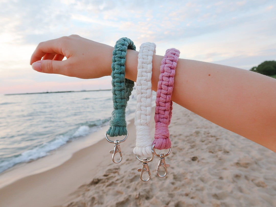 Macrame Keychain Wristlet - Boho Bridal Party Gift - Macrame College ...