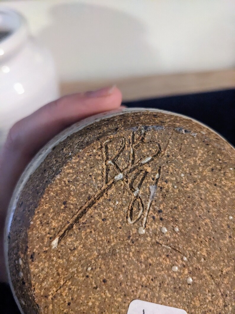 VINTAGE POTTERY RB 1981 - Etsy