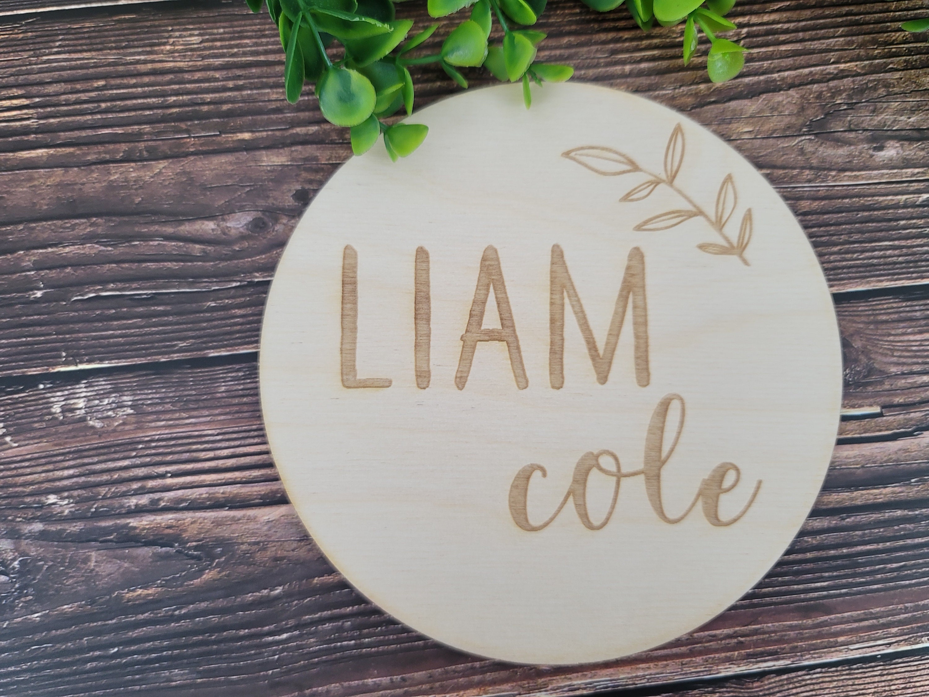Personalized Wooden Baby Name Disc - Etsy.de