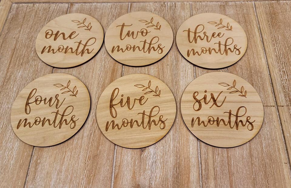 Personalized Wooden Baby Milestone Disc Set 1-12mo with FREE | Etsy