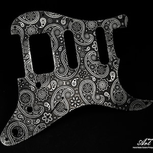 Stratocaster Professional II Pickguard HSS Strat Pickguard PAISLEY Aged ...