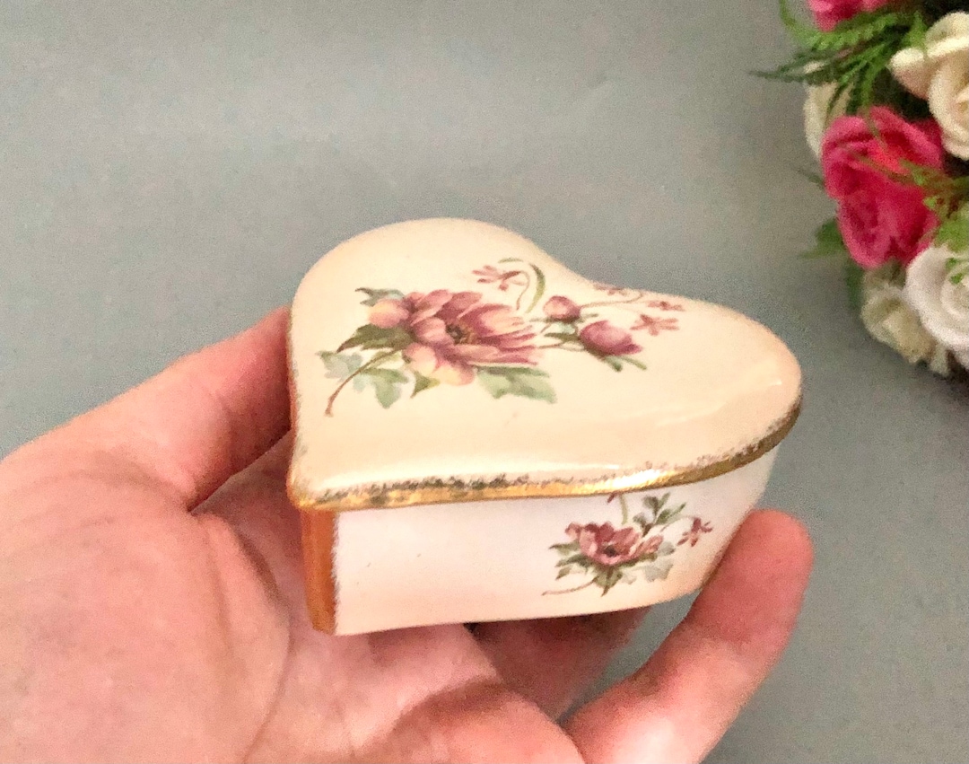 Trinket Box, Heart Shaped Trinket Box With Lid by Blakeney, Cute ...