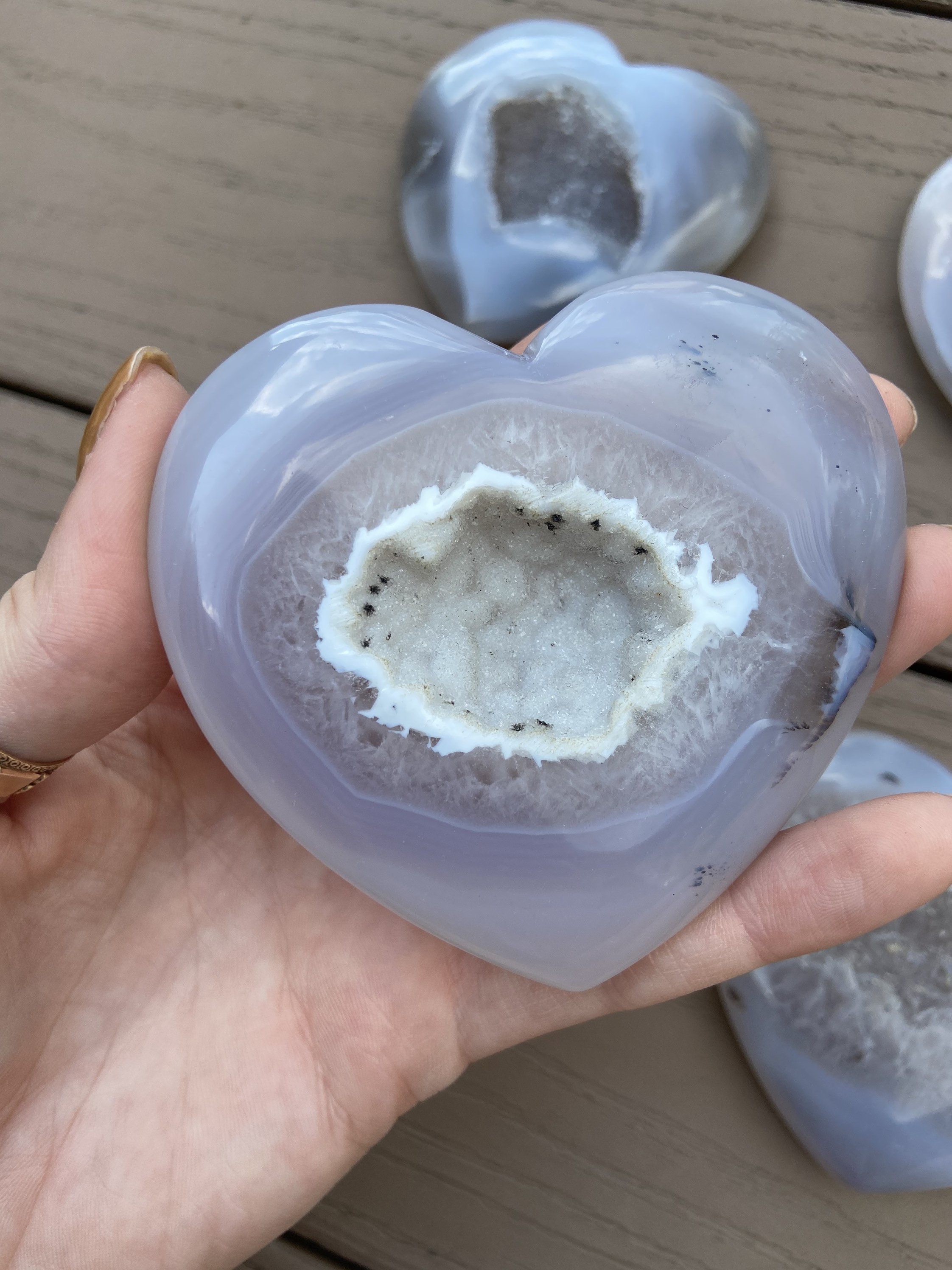 Druzy Hand Carved Agate Hearts - Etsy España
