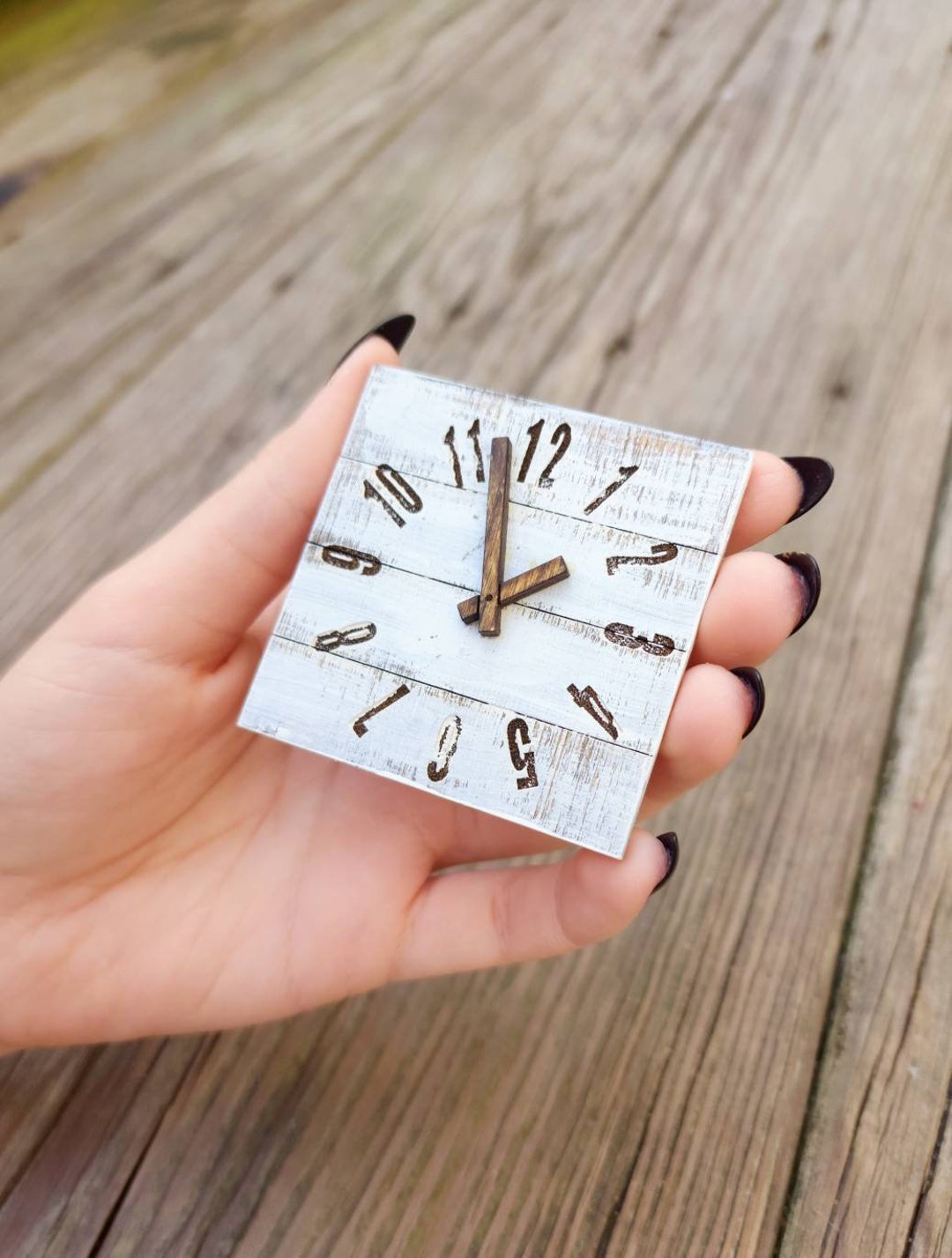 Miniature Dollhouse Farmhouse Wall Clock - Miniature Decorations ...