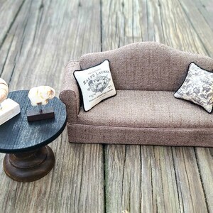 Miniature Round Table - Miniature Decorations, Dollhouses, Miniatures 1 ...