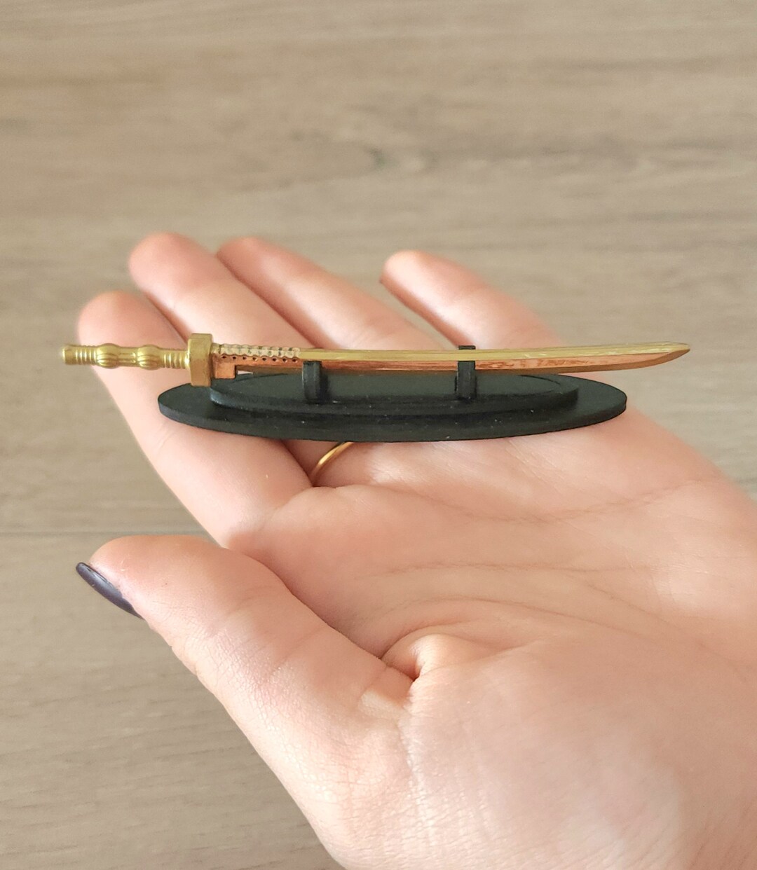 1/12 Miniature Katana With Stand (1pc) - Dollhouse, Furniture Accessory ...