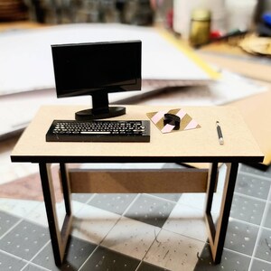 Dollhouse Miniature Computer Monitor - 1:12, Doll Furniture, Fairy ...