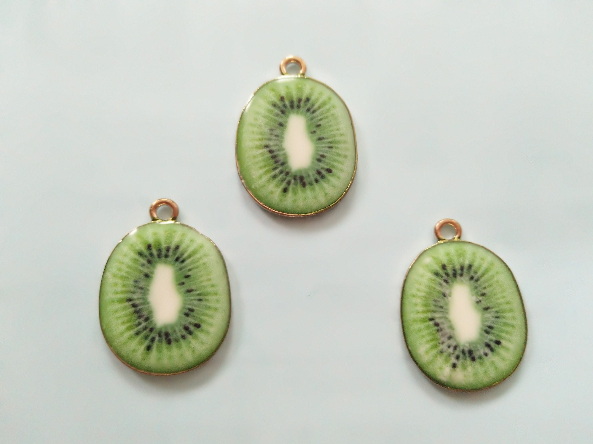 10pcs Enamel Kiwifruit Charm, Cute Fruit Charm, 3D Kiwi Charms Gold ...