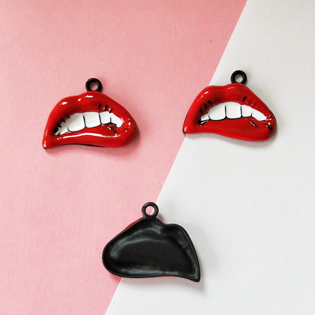 21*28MM Flaming Red Lips Enamel Charms Spray Paint Metal Charm for ...
