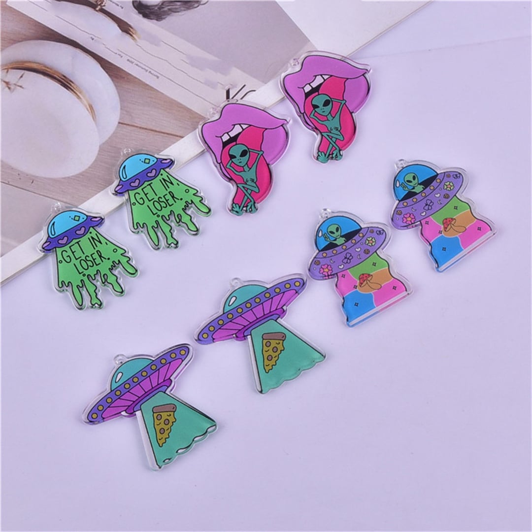 10pcs Acrylic Alien UFO Spaceship Shape Charm Cartoon Charms for ...