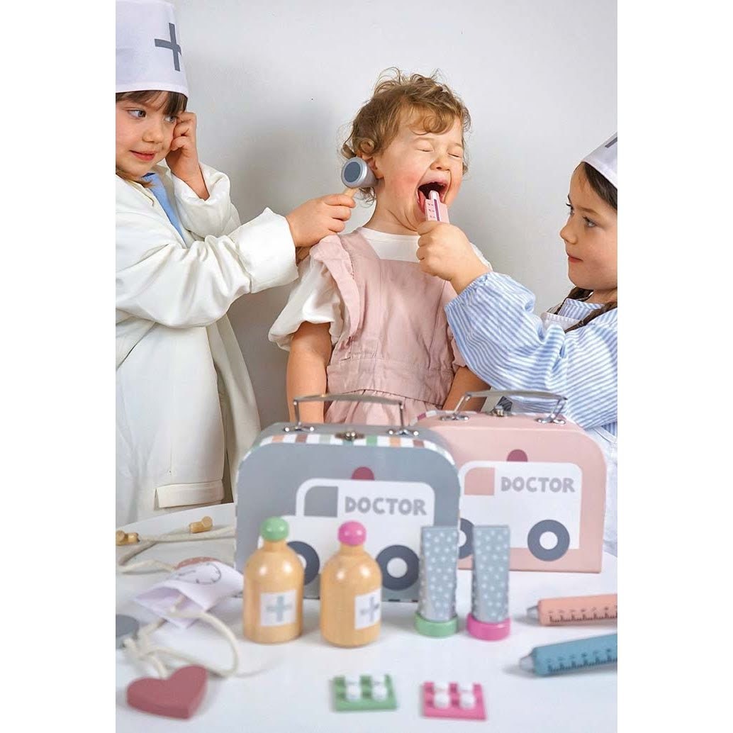 Personalised Pastel Pink Doctors Case - Etsy