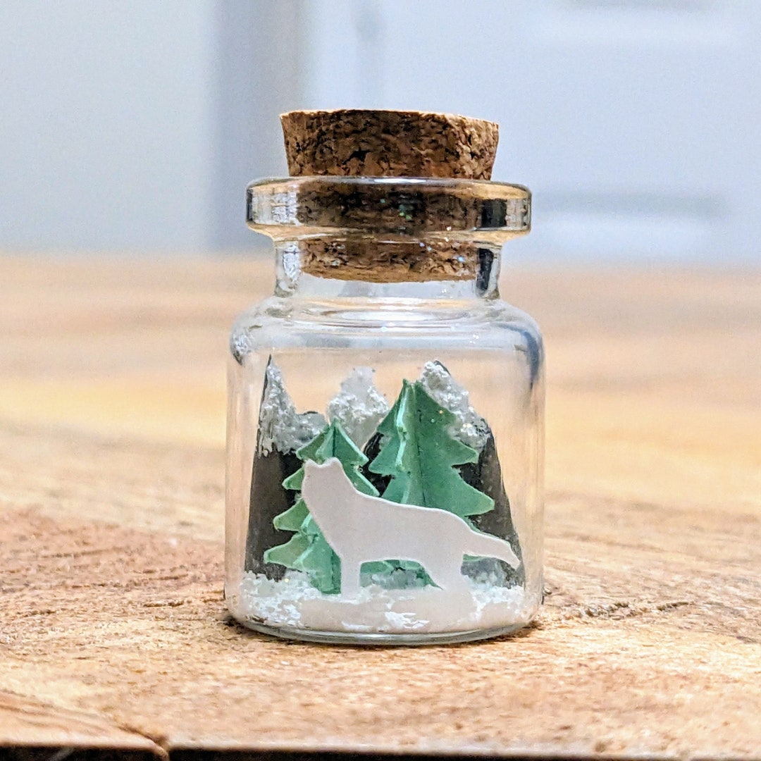 Miniature Winter Wonderland Mountain Wolf Decoration - Winter Snow ...