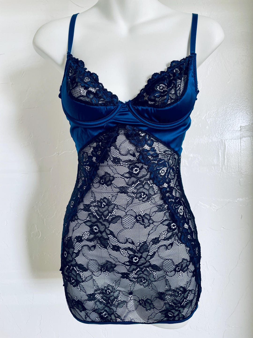 FREDERICK’S of HOLLYWOOD Vintage 90s Satin and Lace Shaper CHEMISE Size ...
