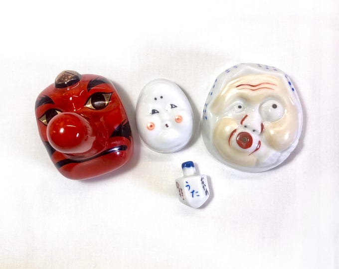 Japanese Drinking Game Set - Beku Hai - Set of 3 Sake Cups and a ...