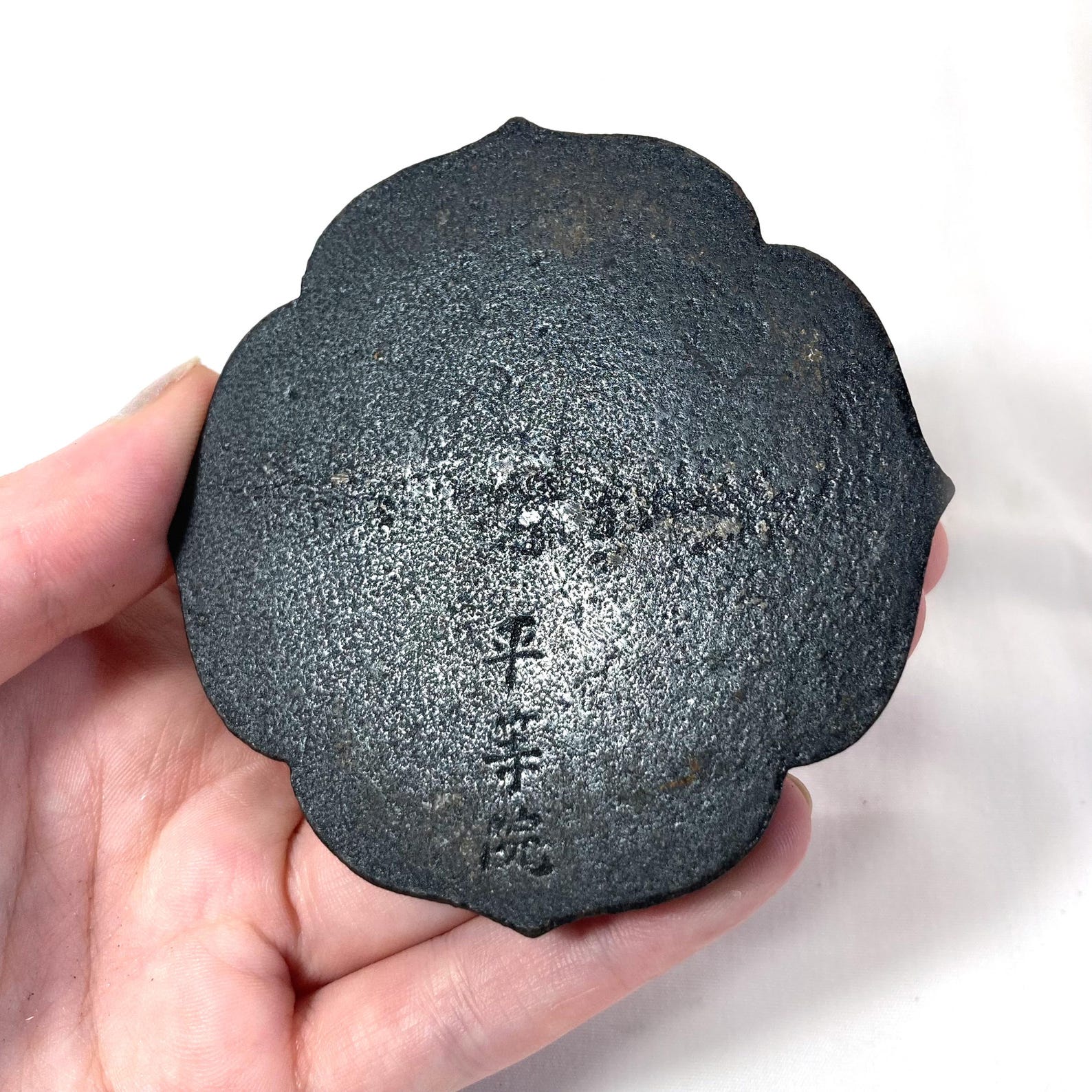 Japanese Iron Cast Paperweight - Ornament From Byodo-in Temple - Etsy