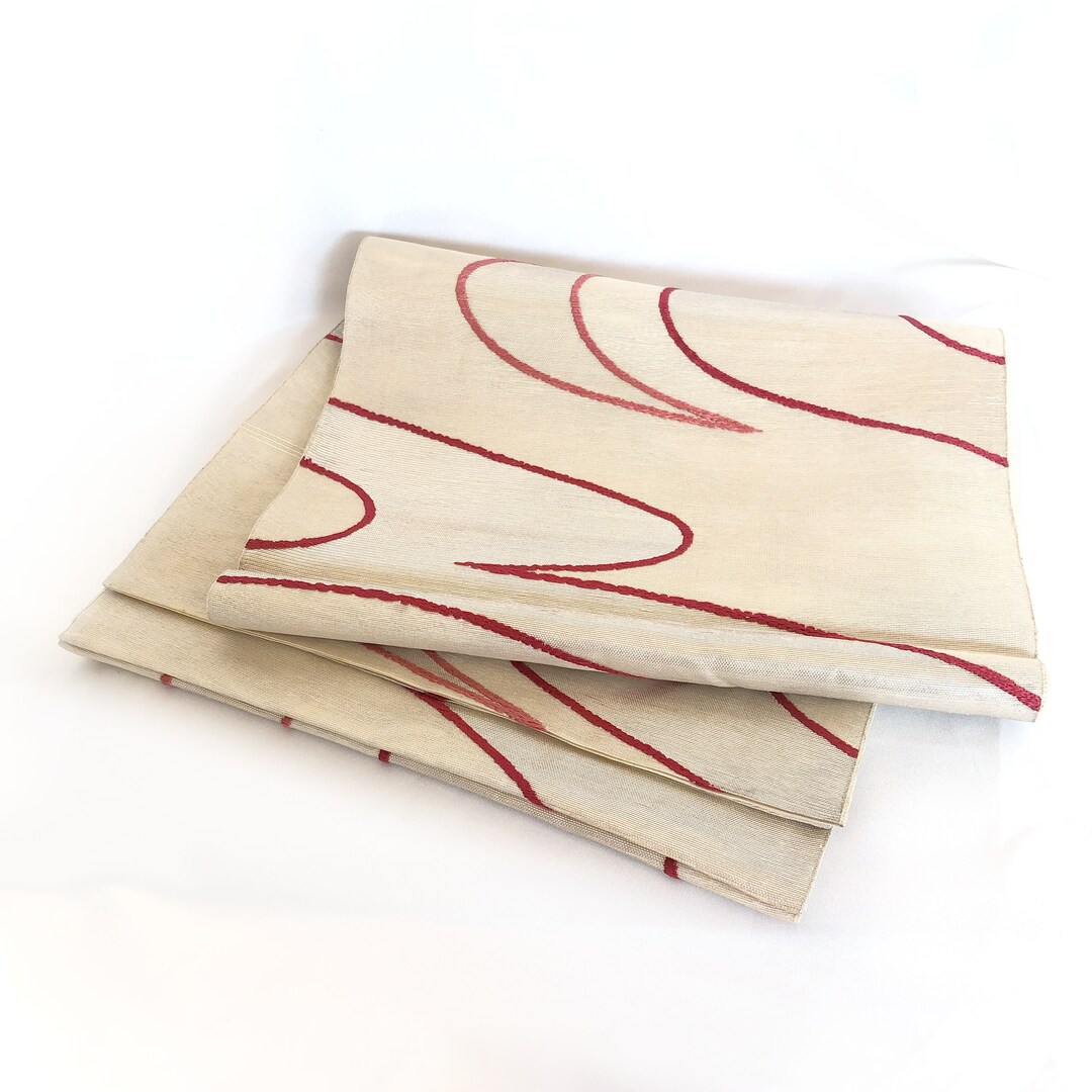 Off-white and Pearl Obi for Summer With Red and Pink Accents - Etsy