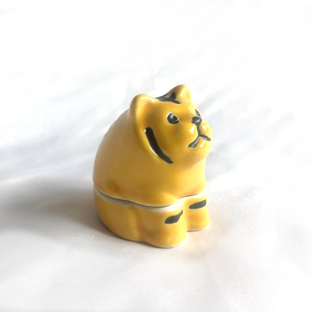 Handmade Ceramic Tiger Trinket Box – Miniature Incense Dish - Etsy
