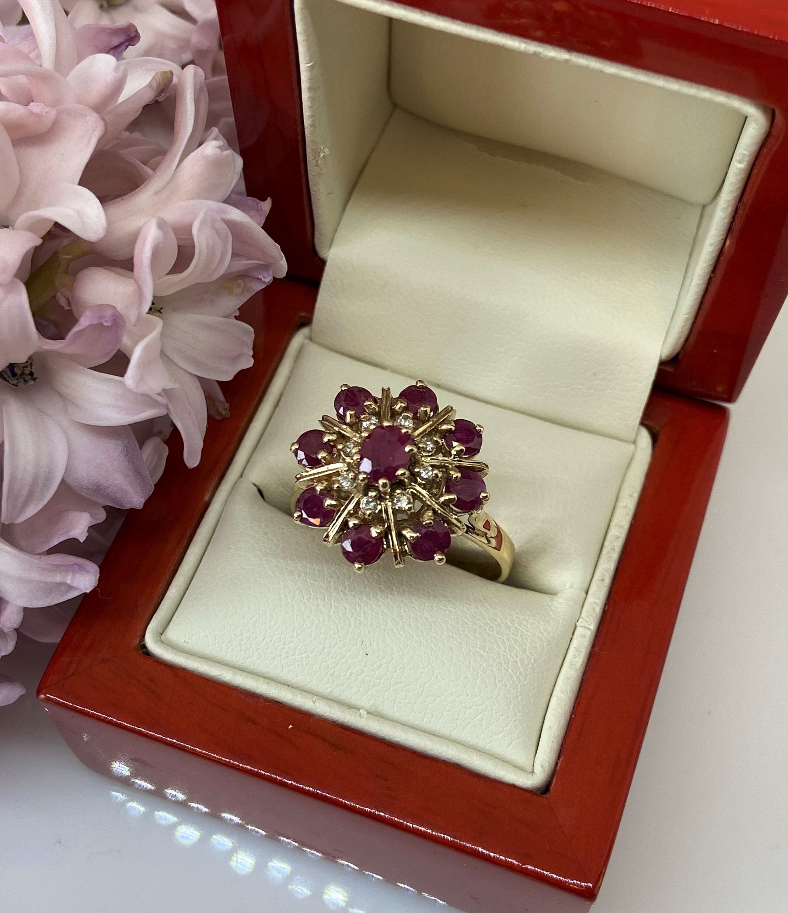 Vintage 9ct Gold Ruby Cluster Ring - Etsy