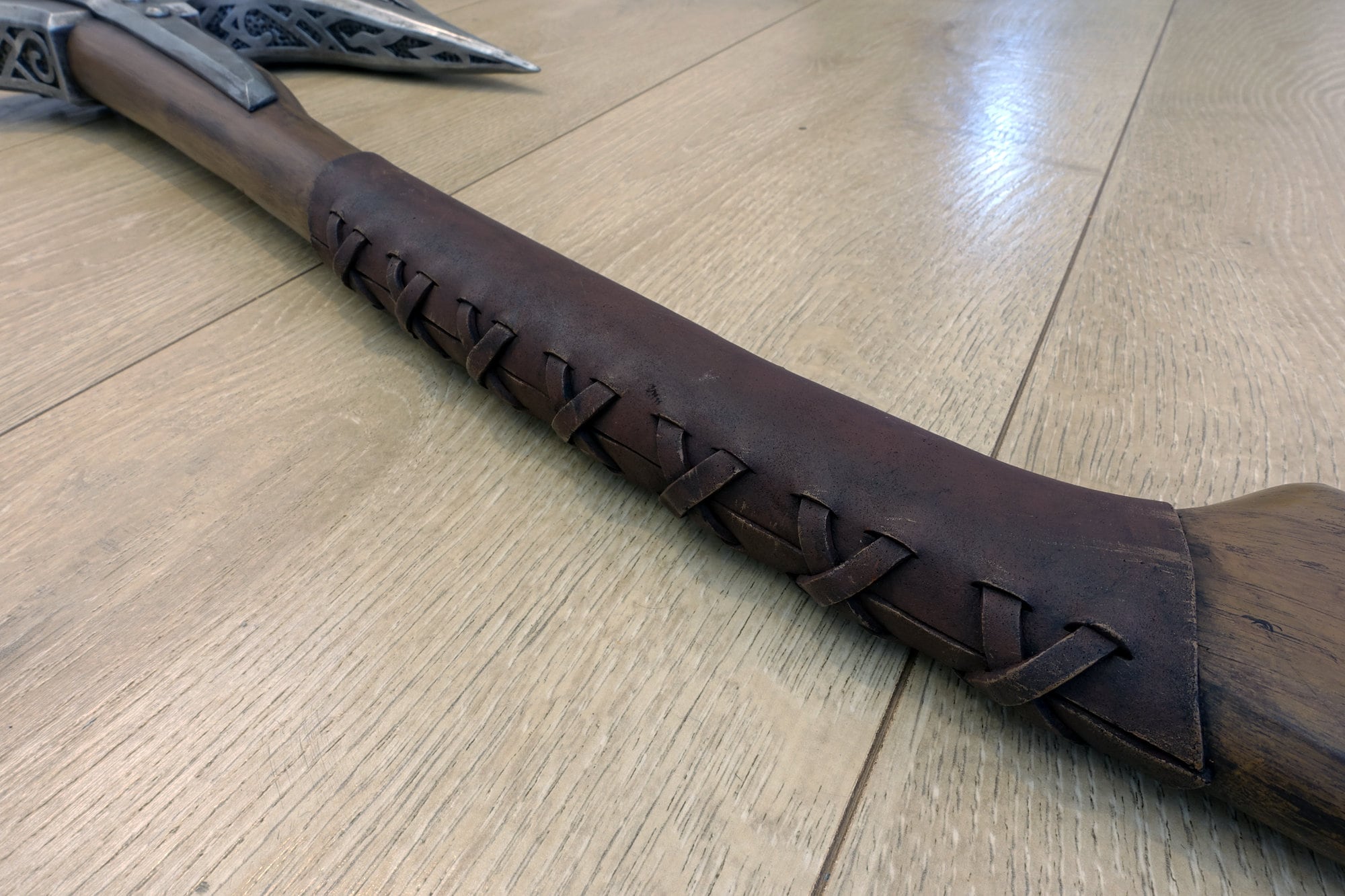 Skyrim Dawnguard War Axe/dawnguard Rune Axe for Cosplay - EVA Foam ...