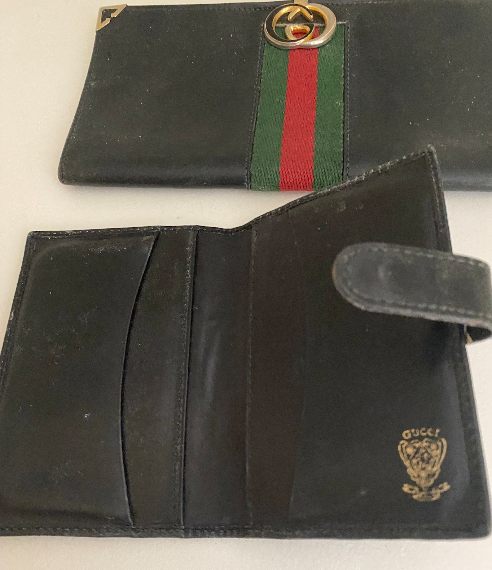 3 Piece Set - Gucci Hobo Leather Handbag, Gucci Wallet and Gucci Credit ...