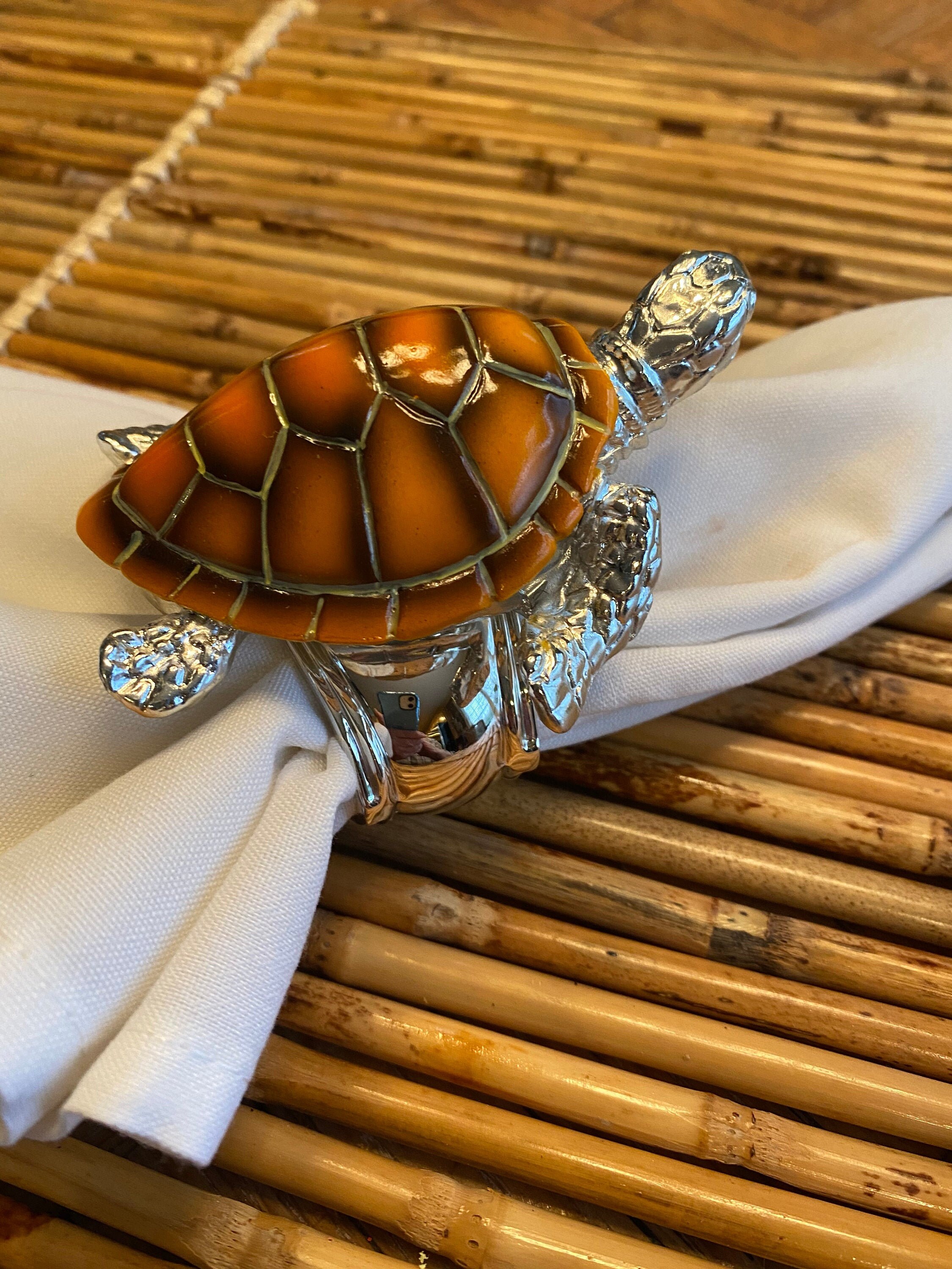 Set of 4 Swimming Turtle napkin rings. A wonderful beach house table ...