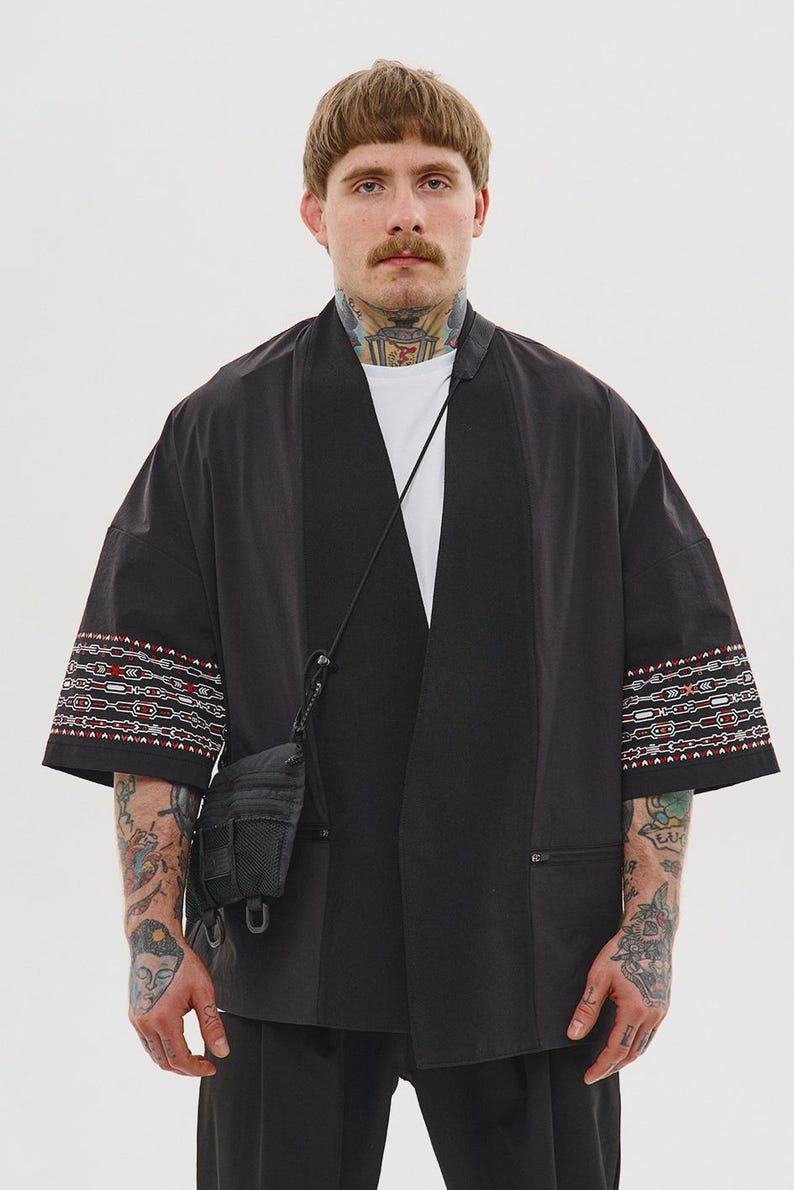 Streetwear Japanese Black Embroidered Kimono, Gothic Samurai Fashion ...