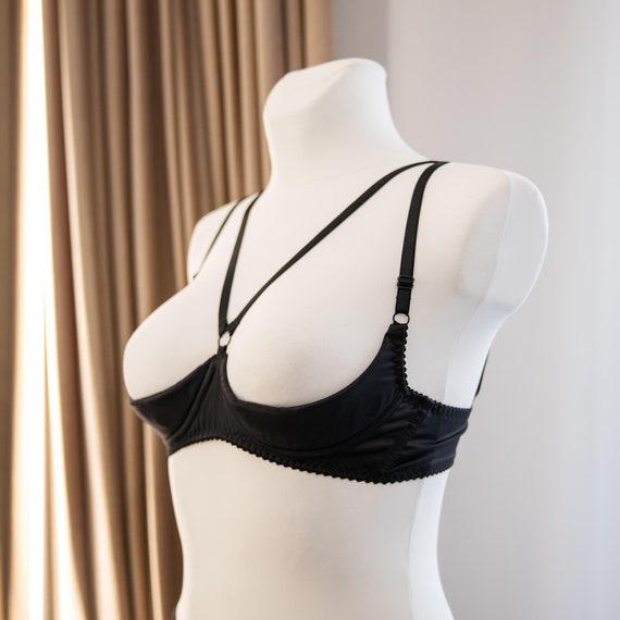 Bras open store