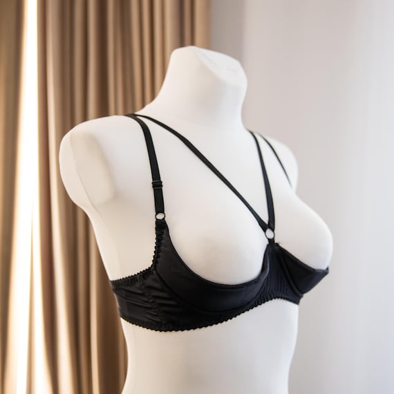 Quarter cup bra for large breasts store