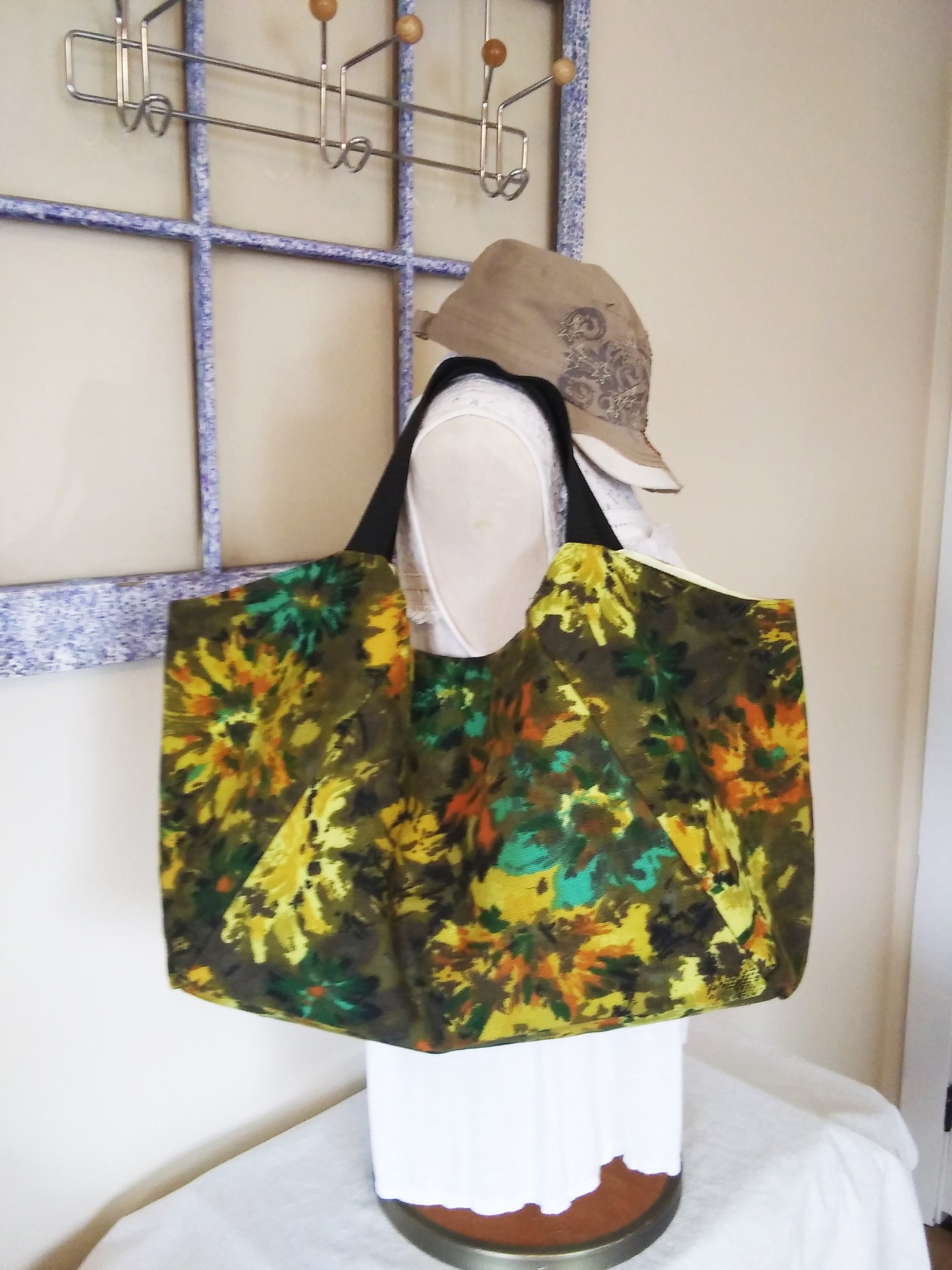 Large vintage fabric bag in a 1960s apholstery fabric | Etsy