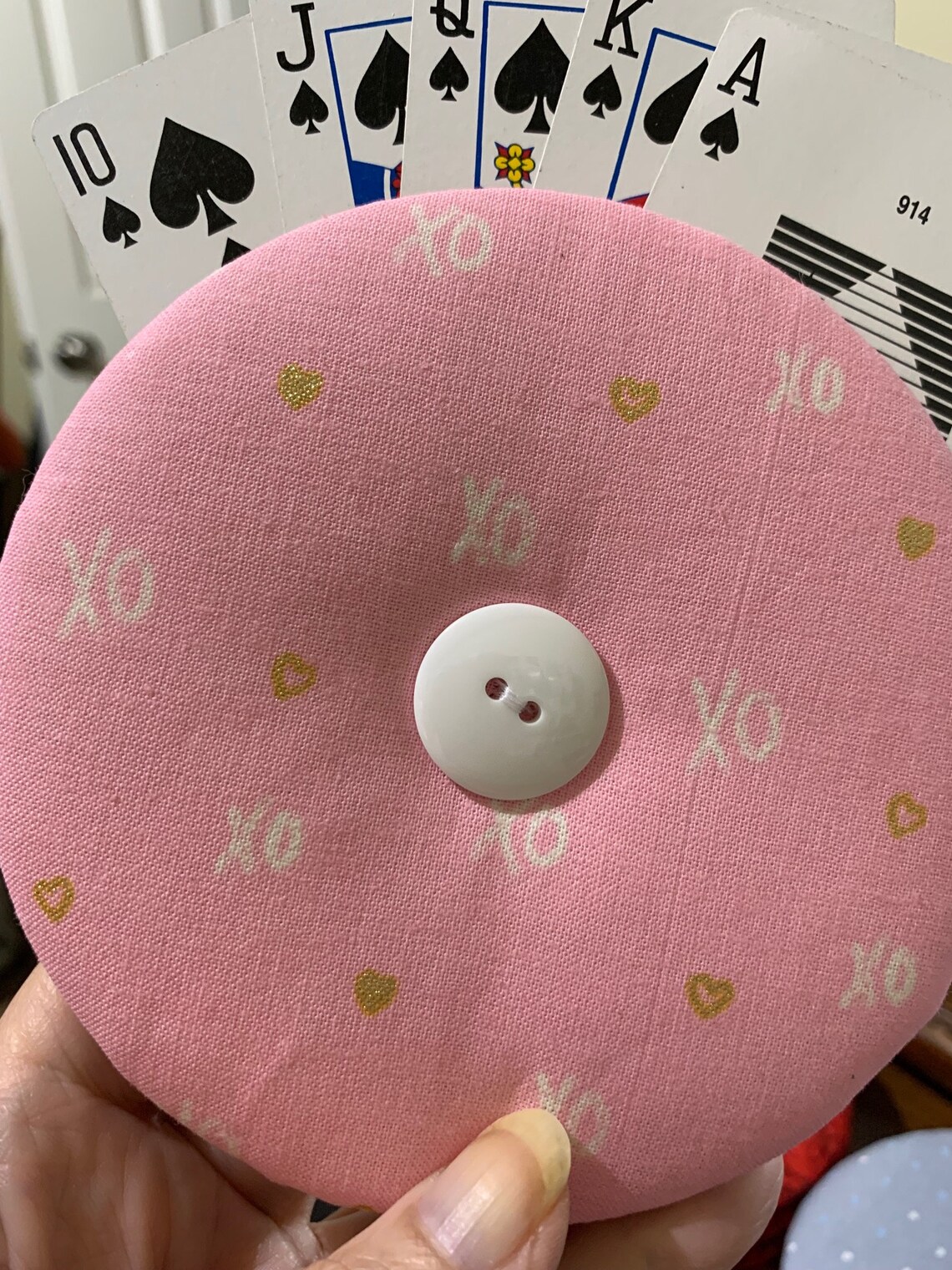 Padded Holder for Playing Cards - Holds Cards Comfortably. Perfect for ...
