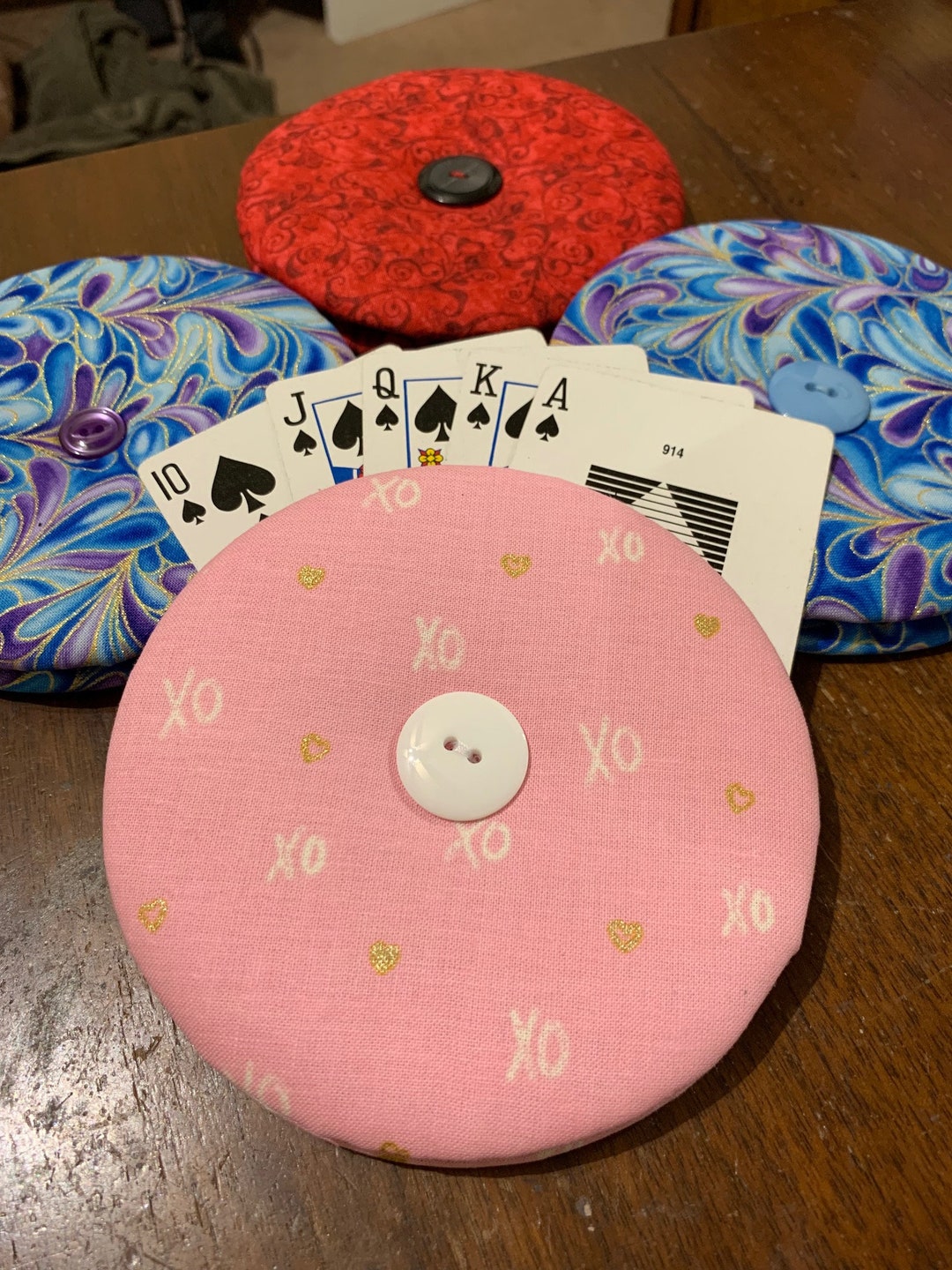 Padded Holder for Playing Cards - Holds Cards Comfortably. Perfect for ...