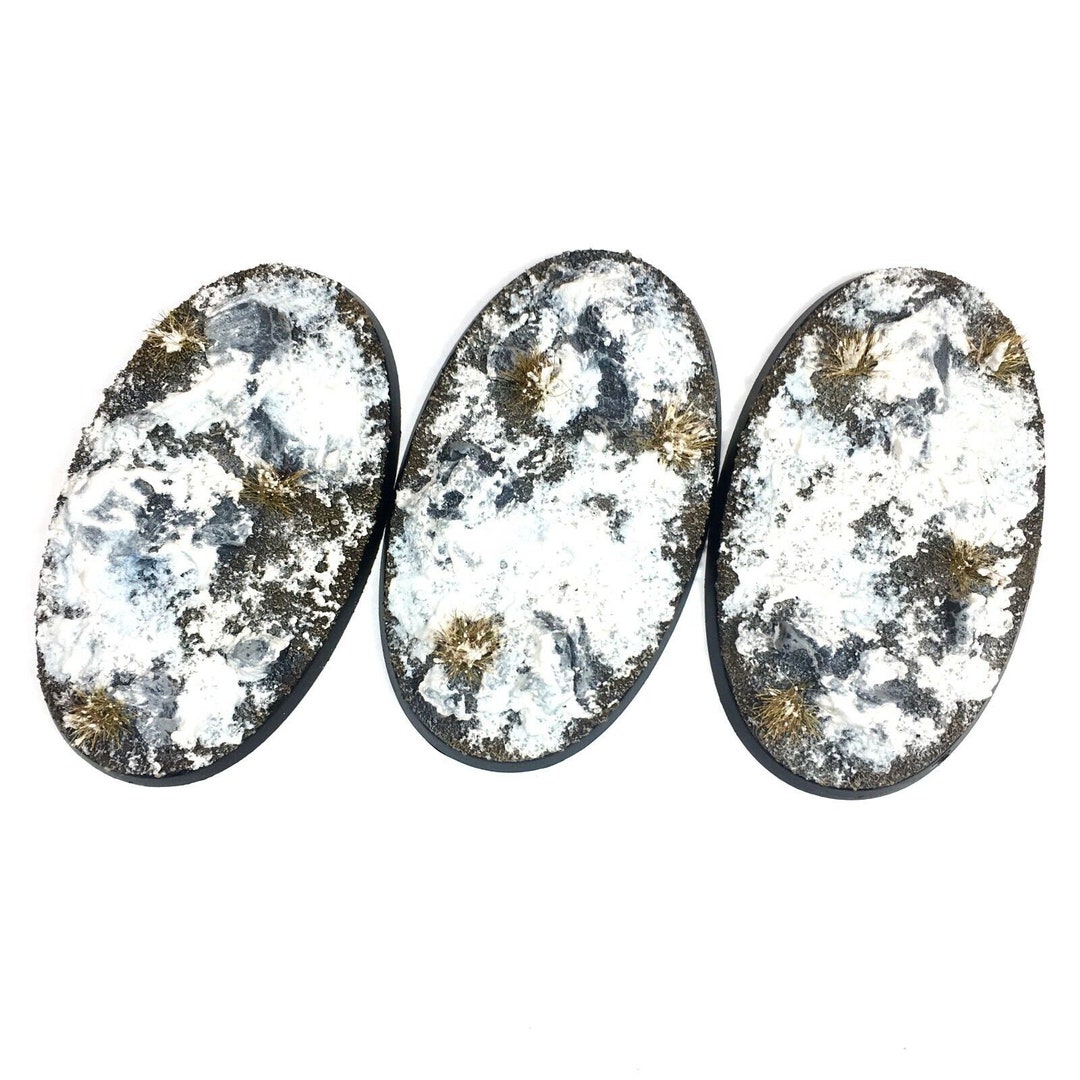 90mm Painted Miniatures Bases SNOW ROCKS Oval 3D Resin Scenic Figure ...