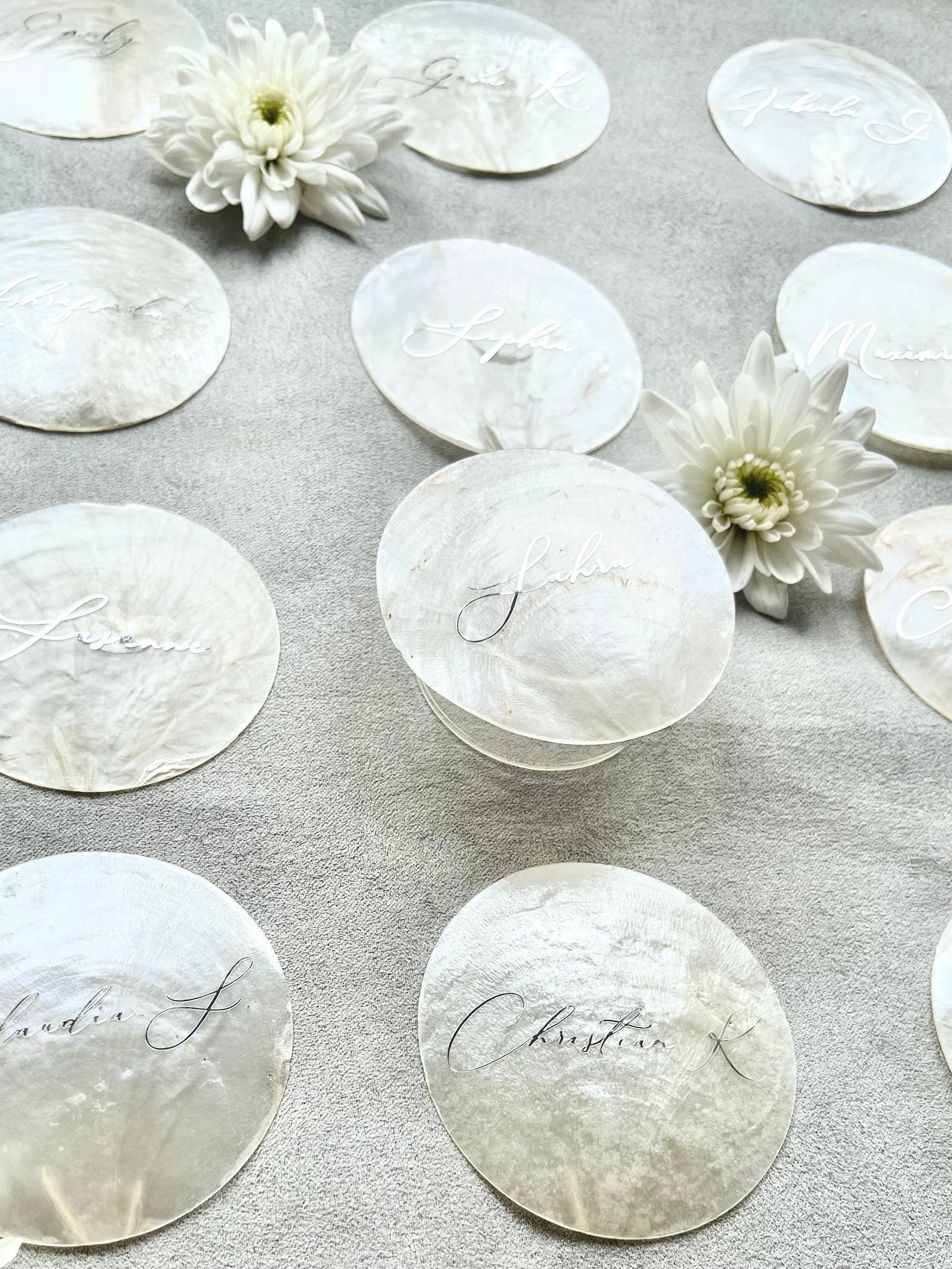 Place Card, Name Card From Shells | Individually Inscribed | With Vinyl ...