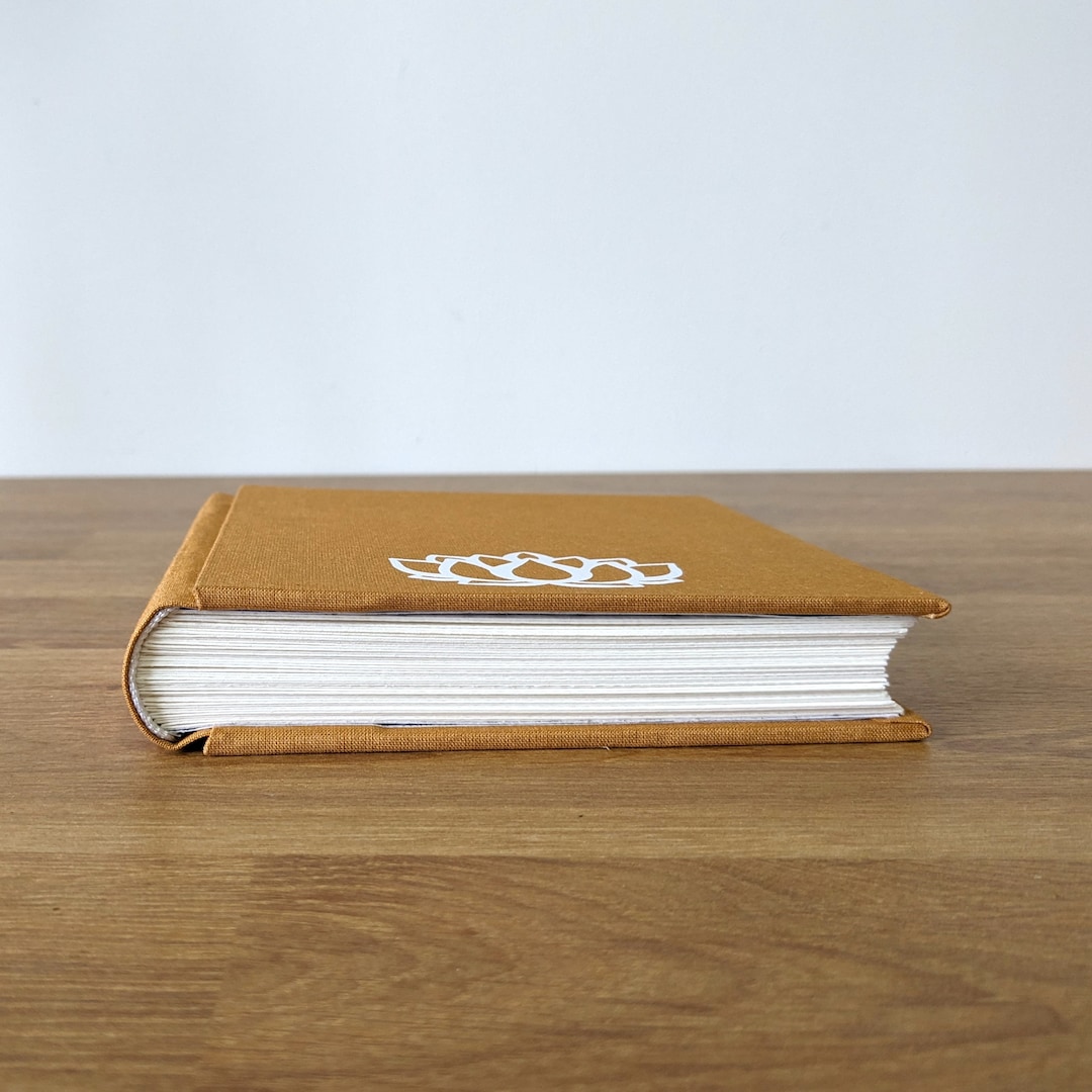 Vierkant aquarel schetsboek handgemaakte platliggende bradel binding ...