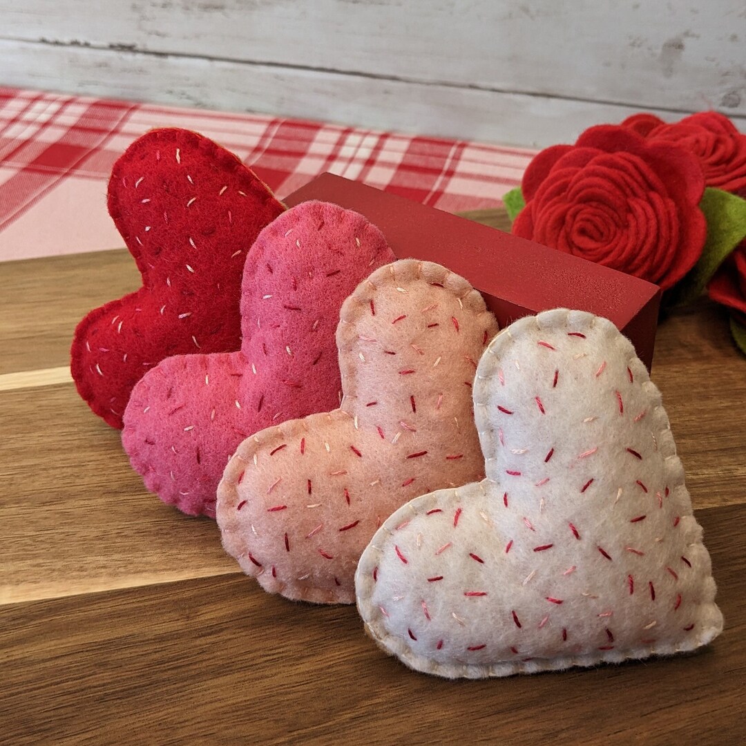 Felt Heart Sugar Cookie Bowl Fillers: Valentine's Day Decor, Set of 4 ...