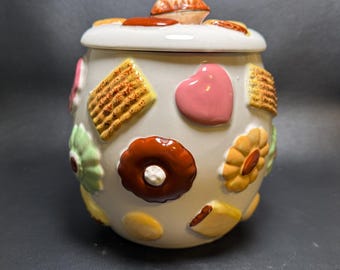 COOKIE JAR Cookies All Over, Walnut Lid, 1956, Dark Yellow, Los Angeles ...