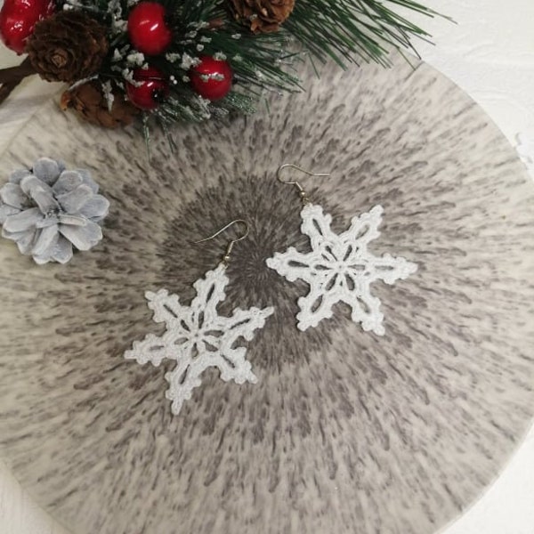 Crochet Snowflake Earrings - Etsy