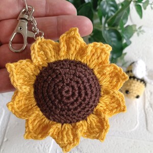 Sunflower Keychain, Crochet Sunflower Keyring, Crochet Flower Keychain ...