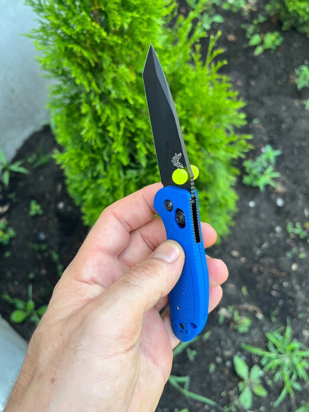 Benchmade Contego 810 Double EYES Neon Thumb Stud More Compatibility in ...