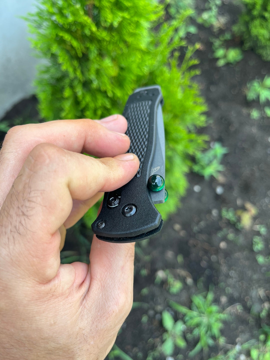 Benchmade Contego 810 Double EYES Green Thumb Stud More Compatibility ...