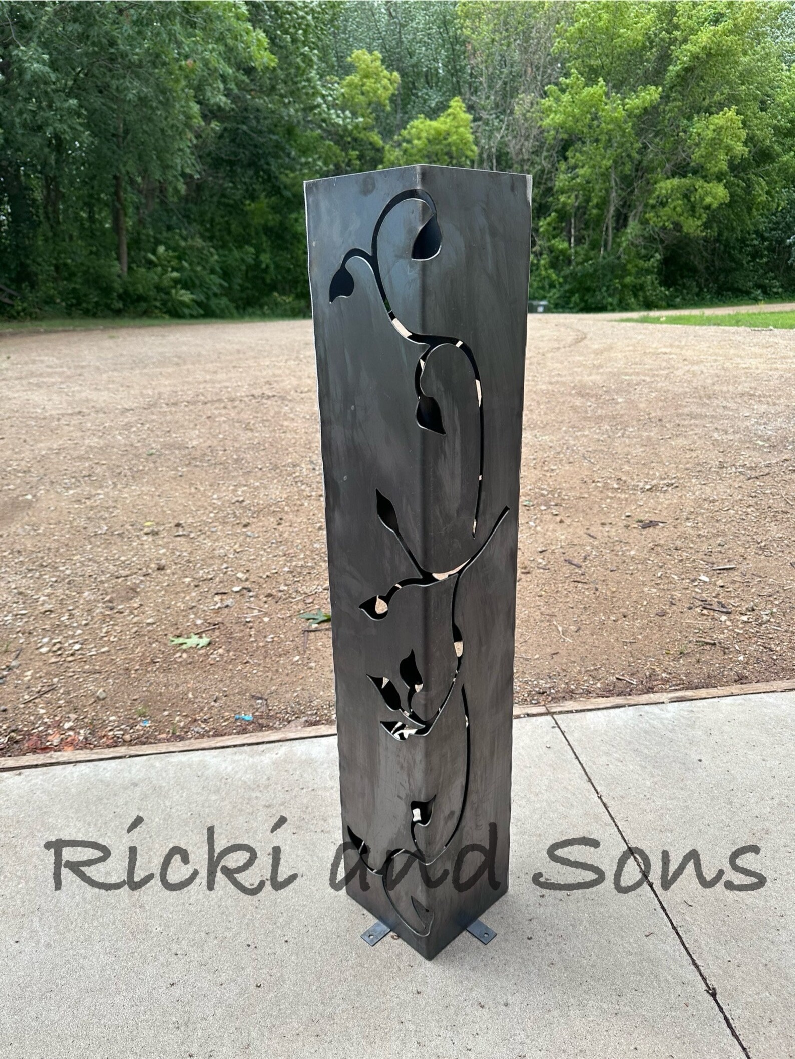 Garden Column - Garden Pillar - Vine Pattern / Steel Metal Art / Metal ...