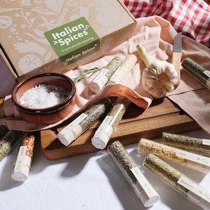 Italian Spices Seasoning Set: 12 Authentic Herbs & Spices - Etsy
